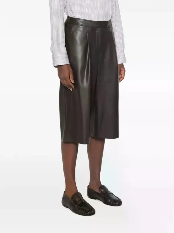 Alpha Studio Pleated Knee-length Shorts