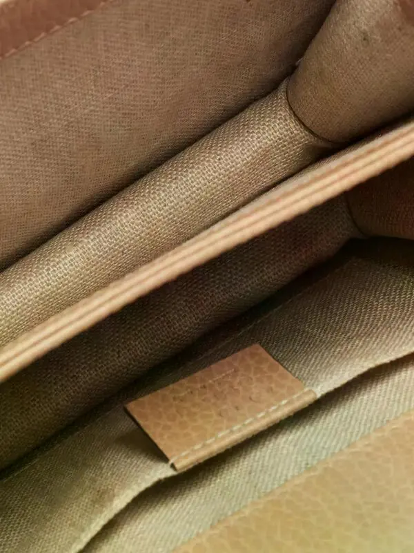 Gucci Interlocking G Shoulder Bag - Neutrals