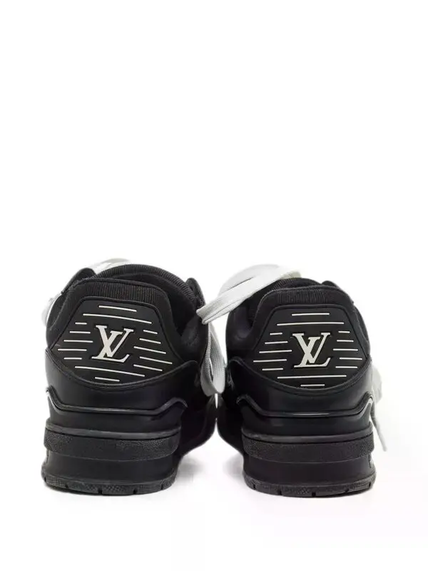 LOUIS VUITTON Trainer Sneakers