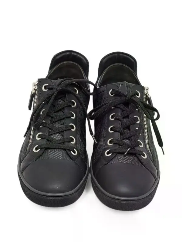 LOUIS VUITTON Damier Pattern Sneakers