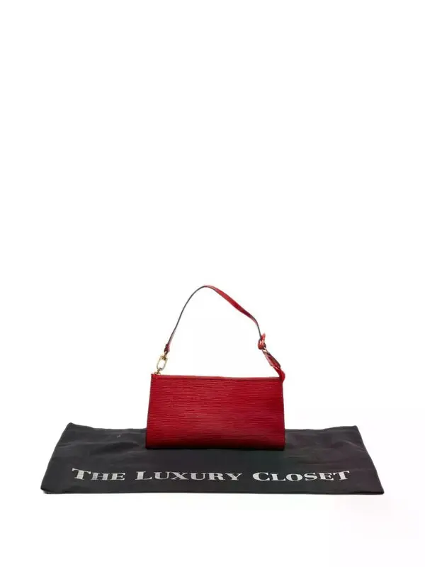 LOUIS VUITTON 1998 Epi Pochette Accessoires Shoulder Bag