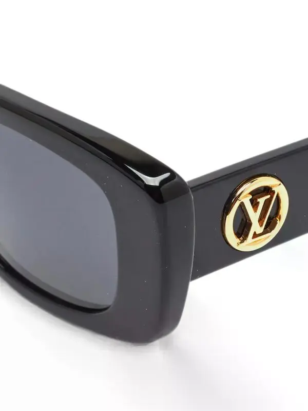 LOUIS VUITTON Circle Cat-eye Sunglasses