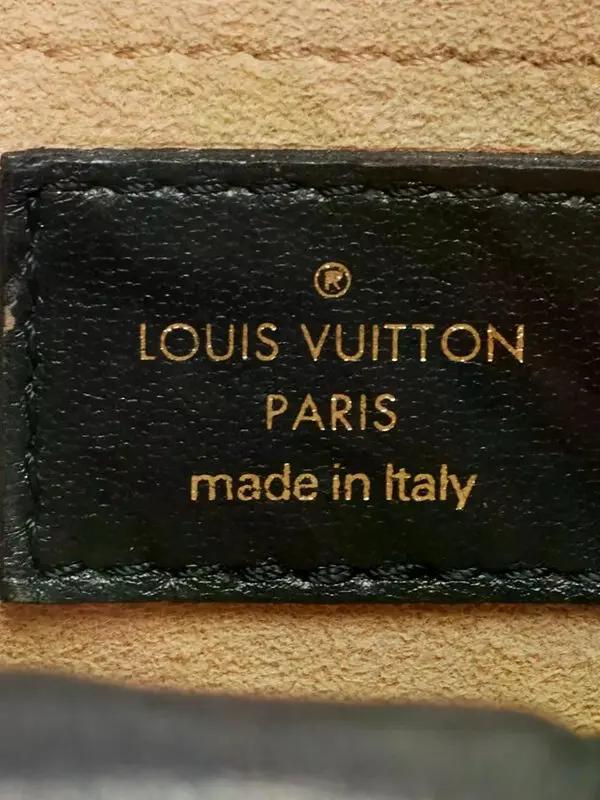 LOUIS VUITTON Damier Quilted Shoulder Bag