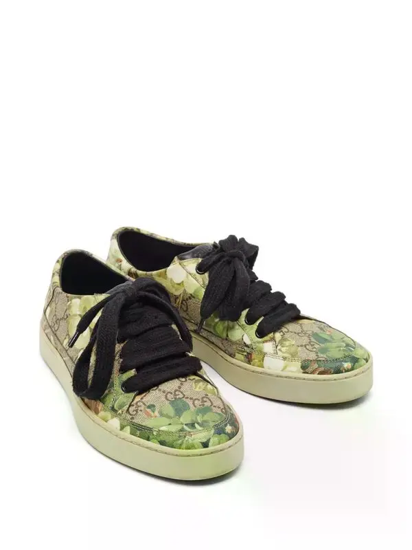 Gucci Gg Supreme Blooms Low-top Lace-up Sneakers