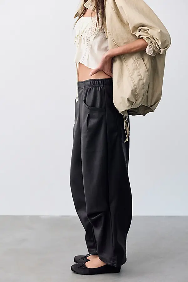 We The Free Nice Choice Vegan Pull-on Pants At - Black