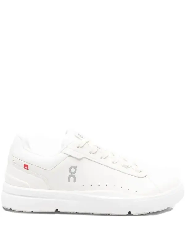 On The Roger Advantage Sneakers
