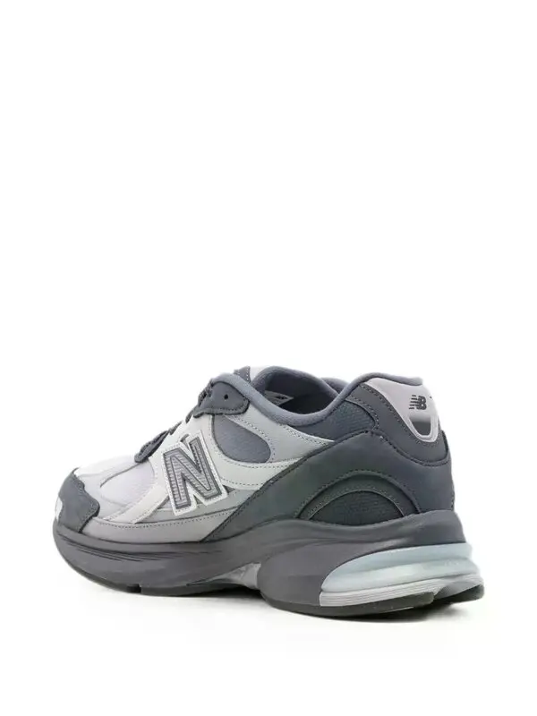 NEW BALANCE 2010 Panelled Sneakers