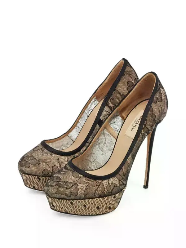 Valentino Garavani Lace Platform Pumps - Black