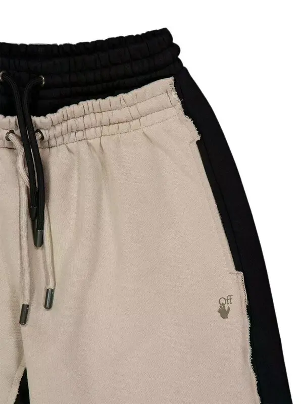 Off-White Cotton Sweatshorts With Arrow Print
