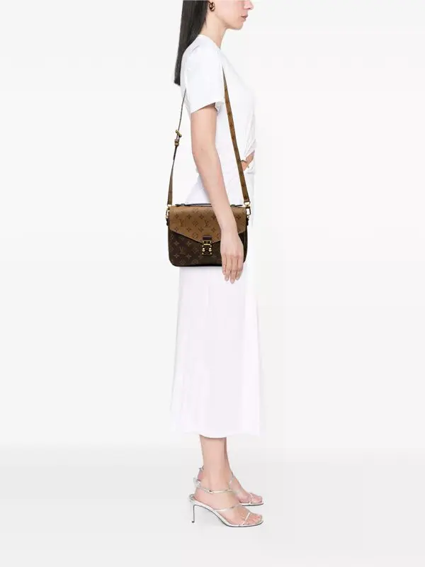 LOUIS VUITTON 2017 Monogram Reverse Pochette Metis Satchel