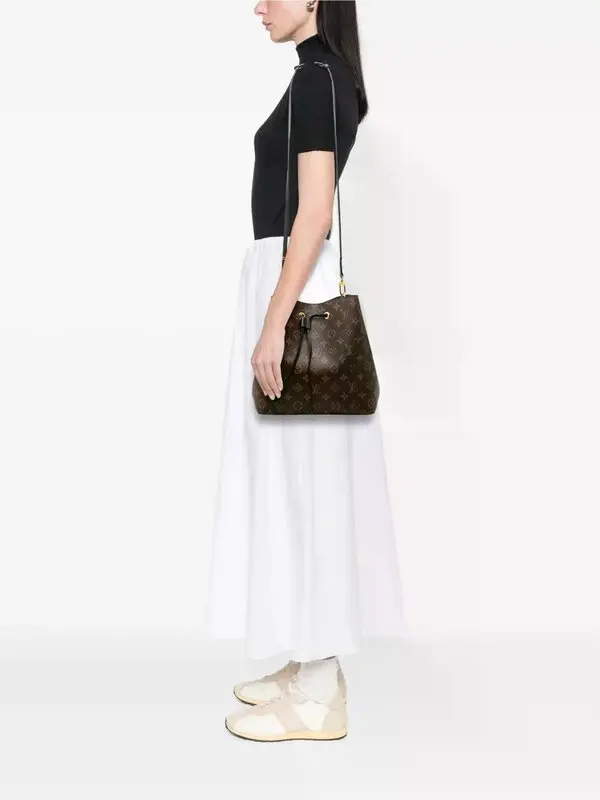 LOUIS VUITTON 2020 Monogram Neonoe Mm Bucket Bag - Brown