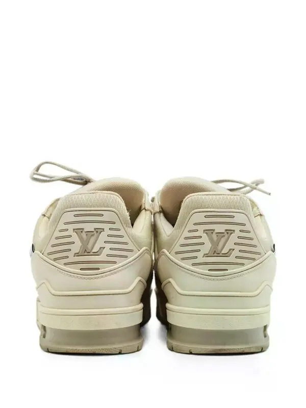LOUIS VUITTON Trainer Sneakers