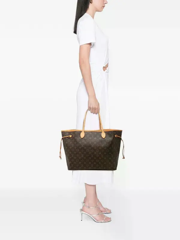 LOUIS VUITTON 2015 Monogram Neverfull Gm Tote Bag