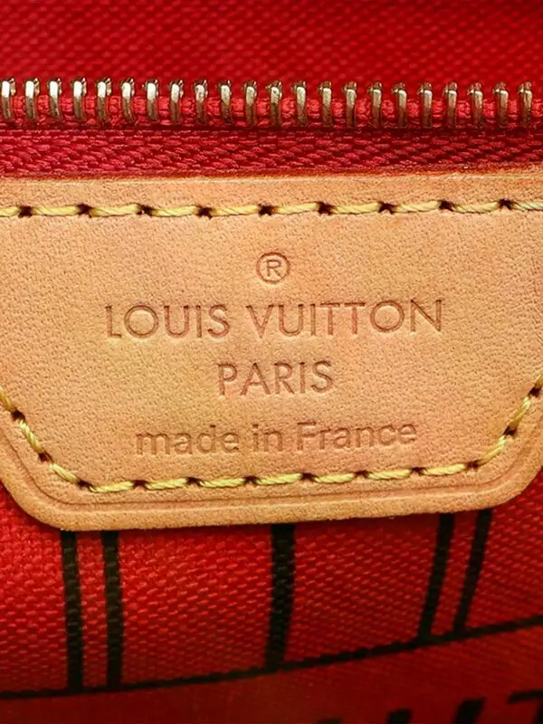 LOUIS VUITTON 2021-2026 Monogram Neverfull Mm Tote Bag