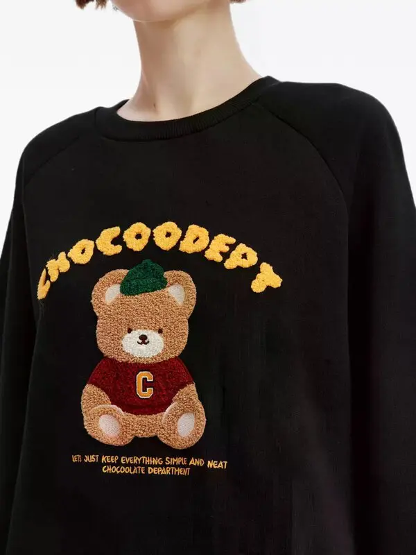 CHOCOOLATE Bear Patch Long Sleeve Sweatshirt - Black