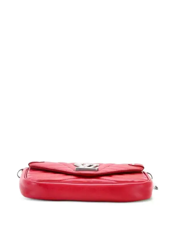 LOUIS VUITTON New Wave Chain Pochette Quilted Leather Clutch Bag