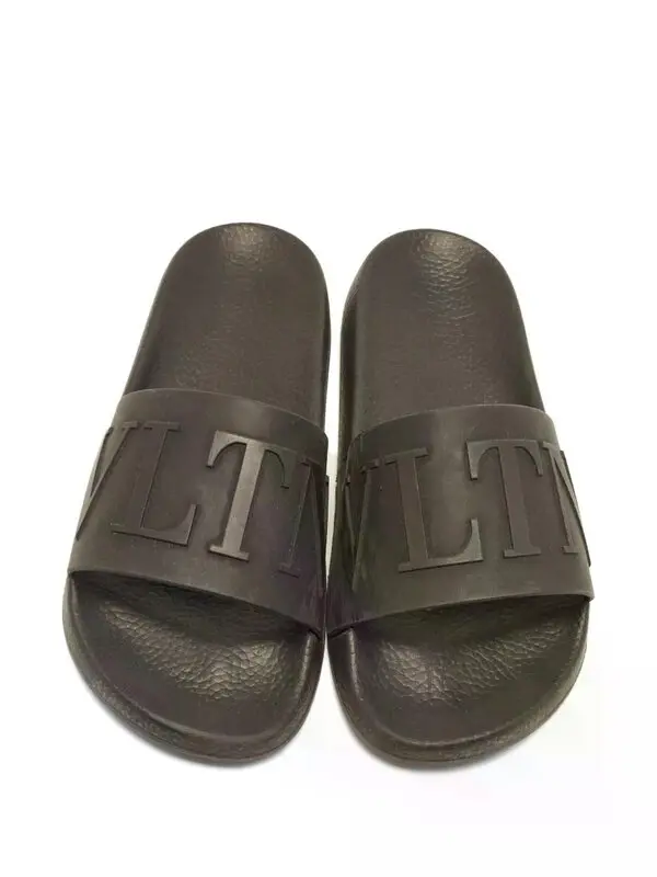 Valentino Garavani Logo Detail Slides