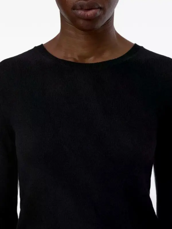 Closed Crew-neck Long-sleeve Sweater
