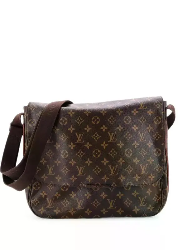 LOUIS VUITTON Beaubourg Messenger Bag Monogram Canvas Mm Crossbody Bag - Brown