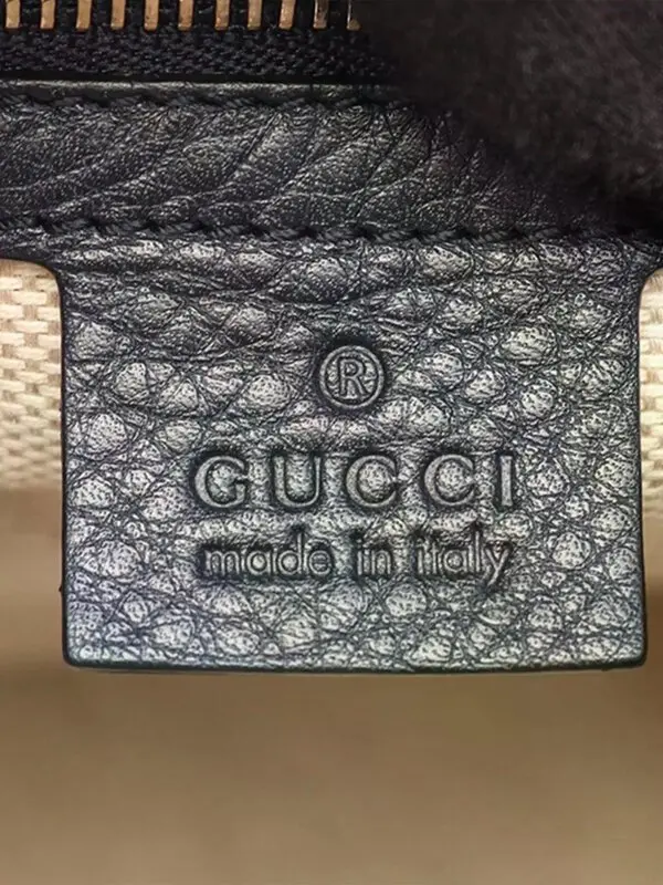 Gucci 2000-2015 Medium Pebbled Calfskin Soho Boston Bag