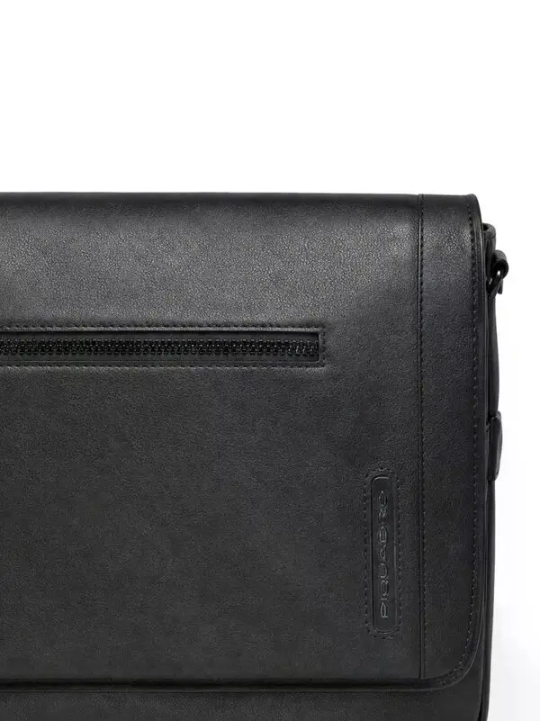 PIQUADRO Logo-embossed Messenger Bag