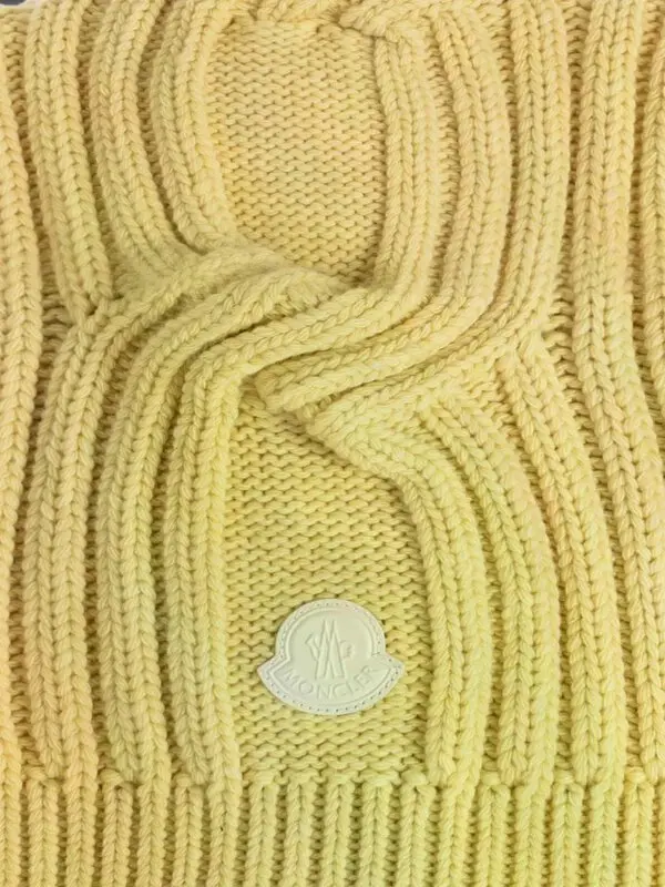 Moncler Cable-knit Logo-patch Scarf
