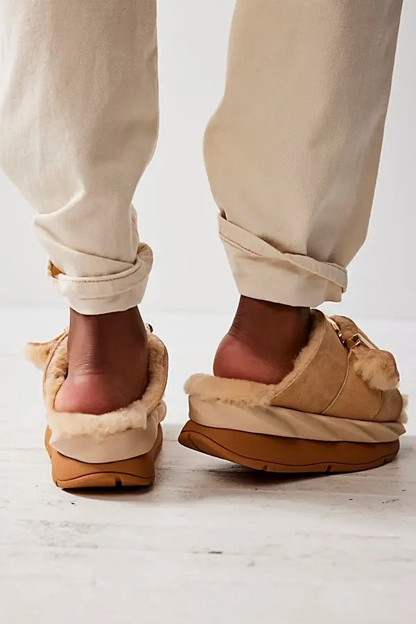 4CCCCEES Mellow Shearling Slides At