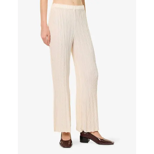 Issey Miyake Pleated Cropped Knitted Trousers