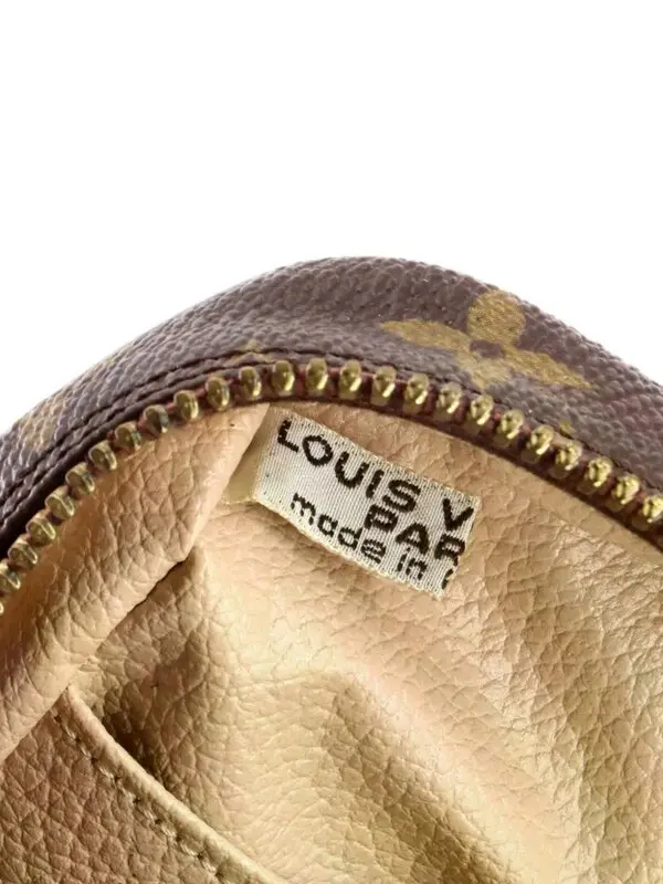 LOUIS VUITTON Trousse Toiletry Monogram Canvas 23 Pouch