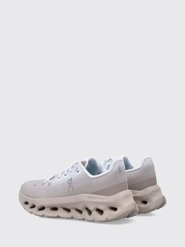 On Trainers Colour