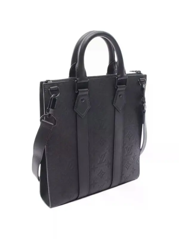 LOUIS VUITTON 2021-2026 Monogram Taurillon Sac Plat Cross Satchel - Black