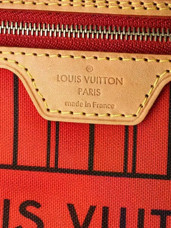 LOUIS VUITTON Neverfull Nm Monogram Canvas Mm Tote Bag