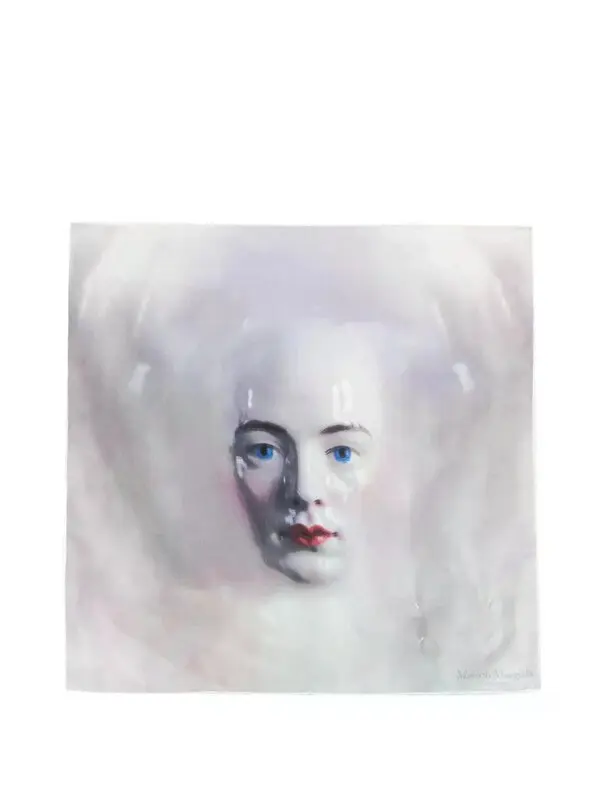 MAISON MARGIELA Four Stitches Portrait-print Scarf - White