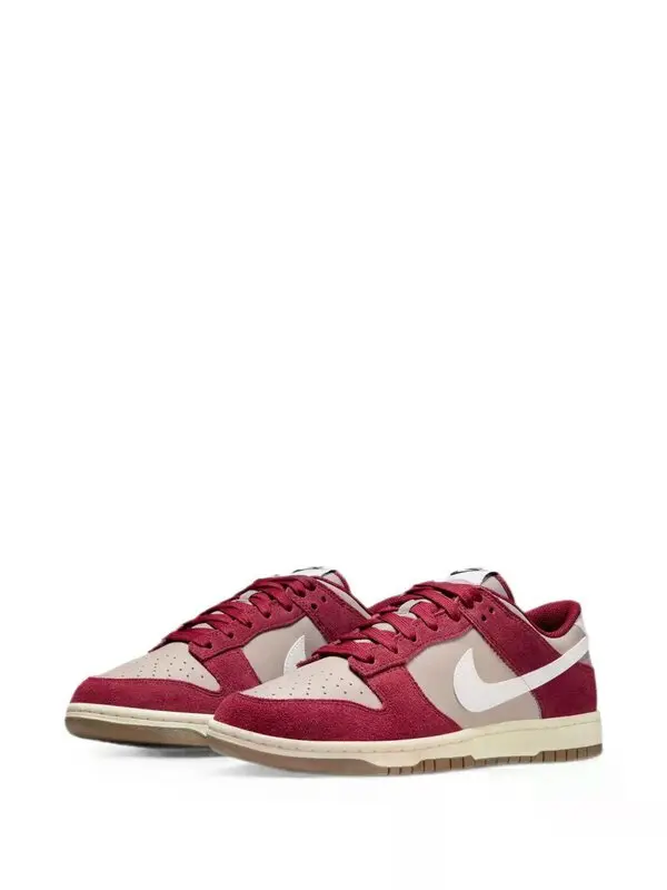 Nike Dunk Low Retro Se Sneakers