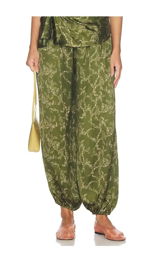 Amanda Uprichard Torrie Pants In . Also - Green
