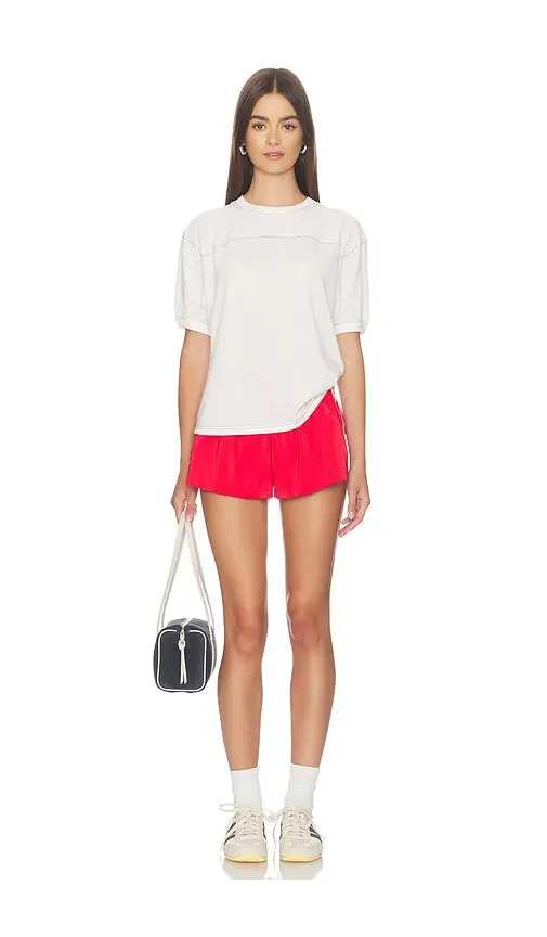 Good American The Gym Tee In . Also