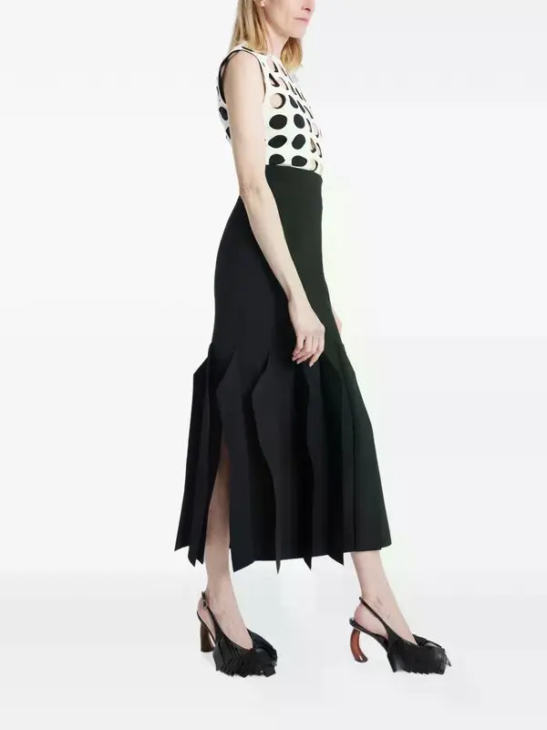 A.W.A.K.E. Mode Layered Cut-out Top