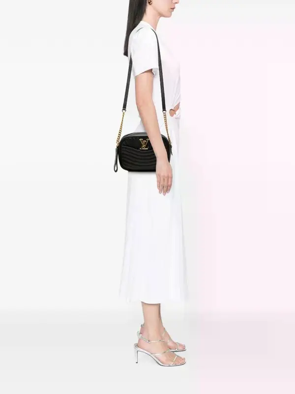 LOUIS VUITTON 2019 New Wave Camera Bag Crossbody Bag - Black