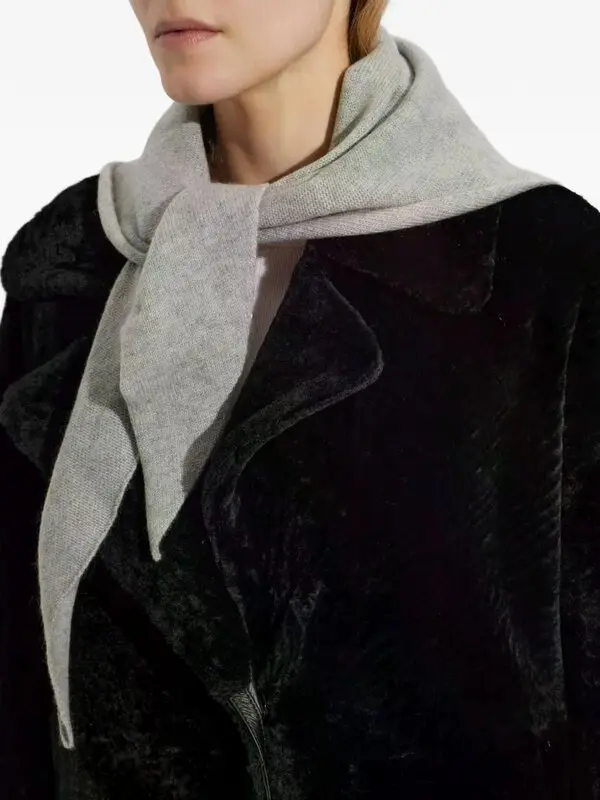 LISA YANG Florianne Triangular Scarf - Grey