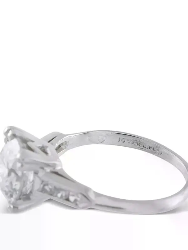 LB EXCLUSIVE Embellished Diamond Ring