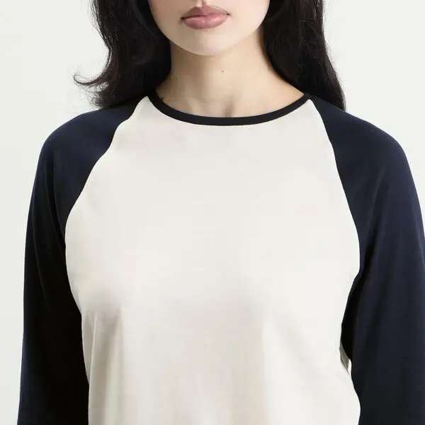 Good American Raglan T-shirt