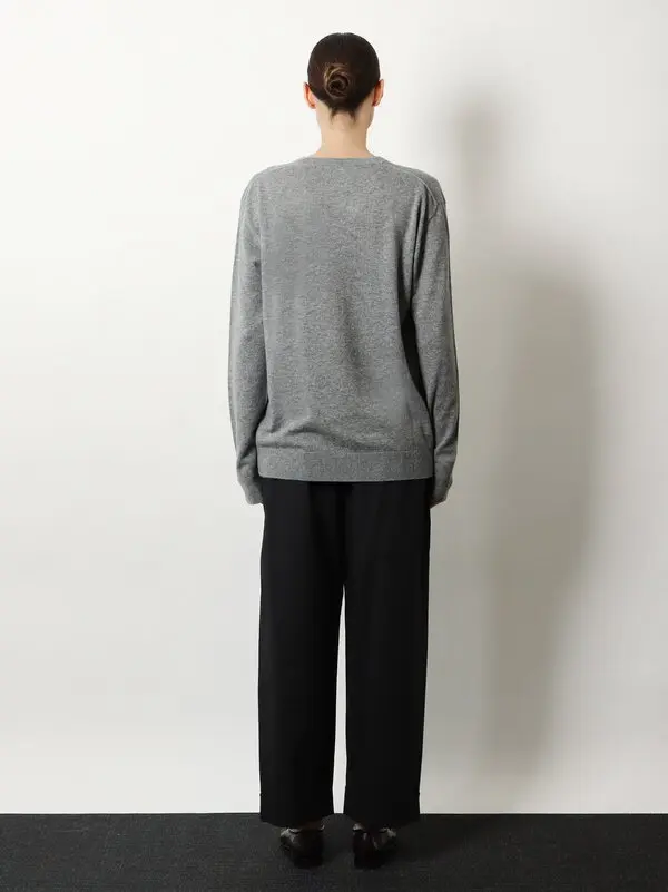 THE ROW Nian Cashmere V-neck Sweater - Grey