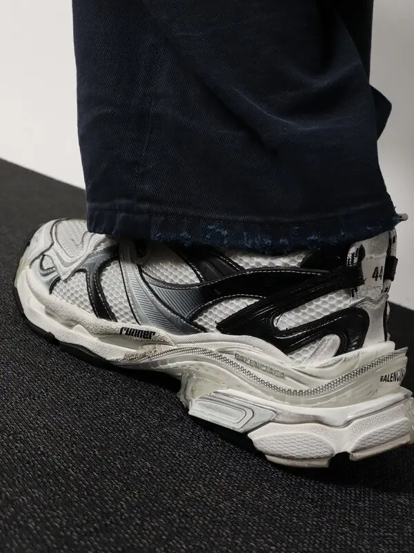 Balenciaga Runner 2 Sneakers