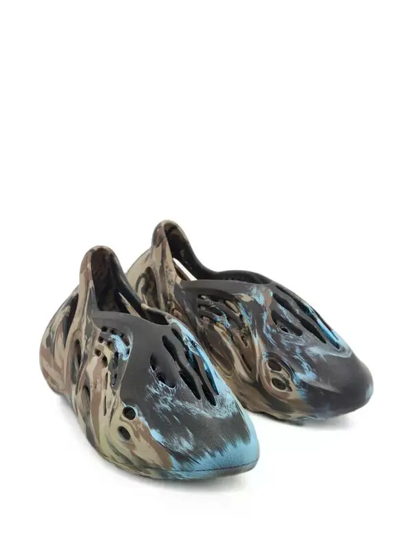 ADIDAS X YEEZY Foam Rnr Mx Cinder Sneakers