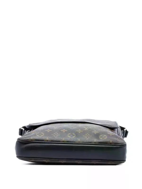 LOUIS VUITTON Monogram Macassar Bass Mm Crossbody Bag