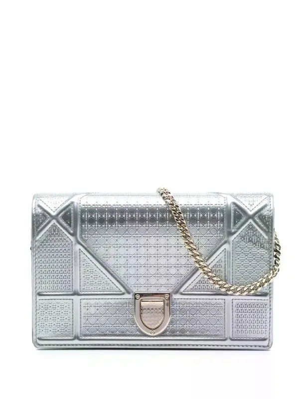 Dior 2017 Metallic Patent Microcannage Diorama Wallet On Chain Crossbody Bag - Silver
