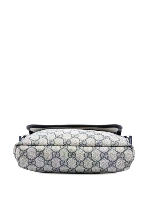 Gucci Gg Supreme Crossbody Bag