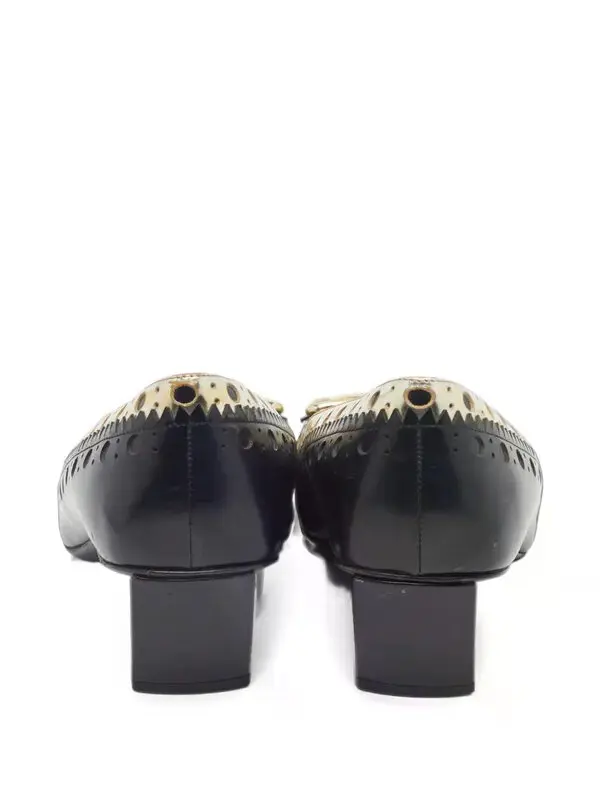 ROGER VIVIER Belle Vivier Buckle Pumps