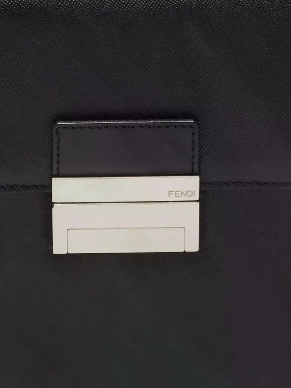 Fendi Push-lock Wristlet Clutch Bag