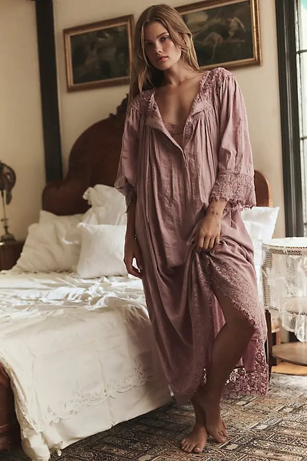 INTIMATELY On The Daily Maxi Nightie At - Keepsake Lilac